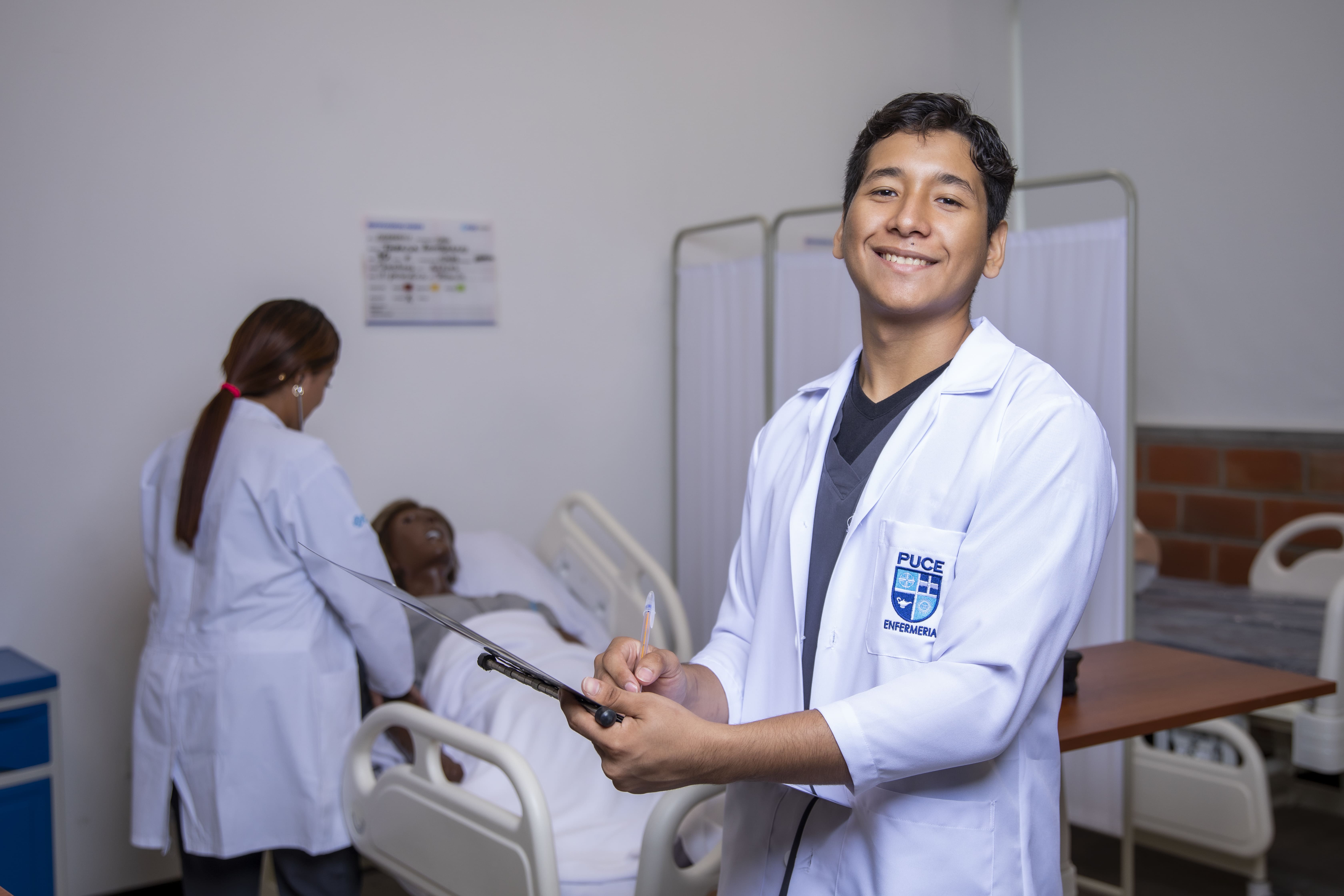Pontificia Universidad Católica del Ecuador Sede Manabí - PUCE Manabí